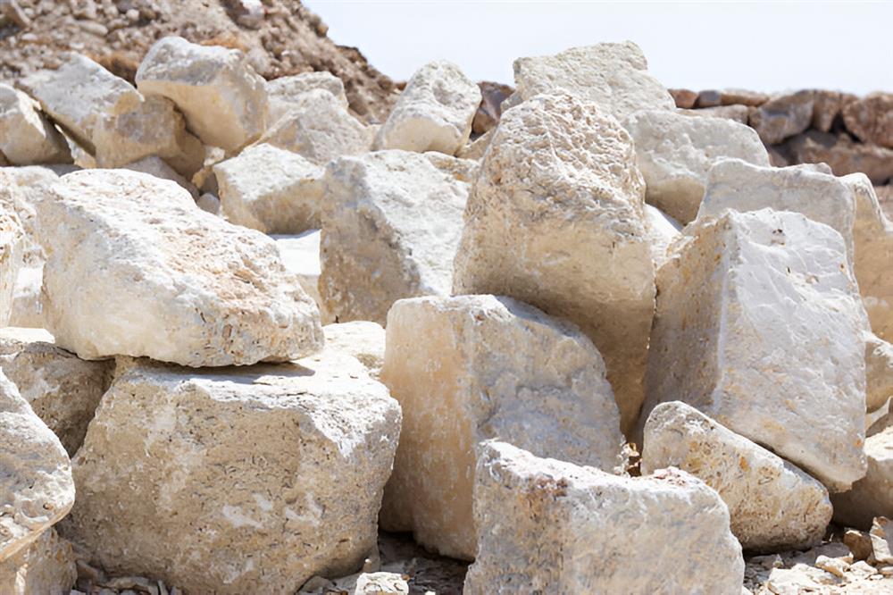 Update Harga Limestone per M3 dan 1 Truk | Harga.web.id